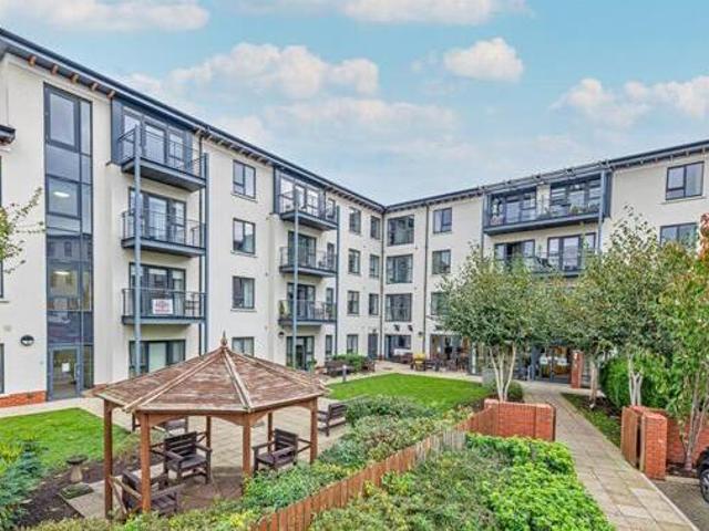 2 Bedroom Retirement Property For Sale In Cable Drive, Helsby