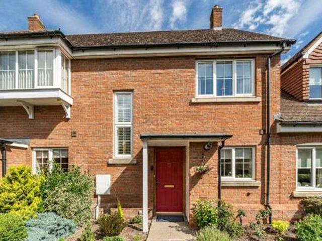 2 Bedroom Retirement Property For Sale In Cawston, Rugby