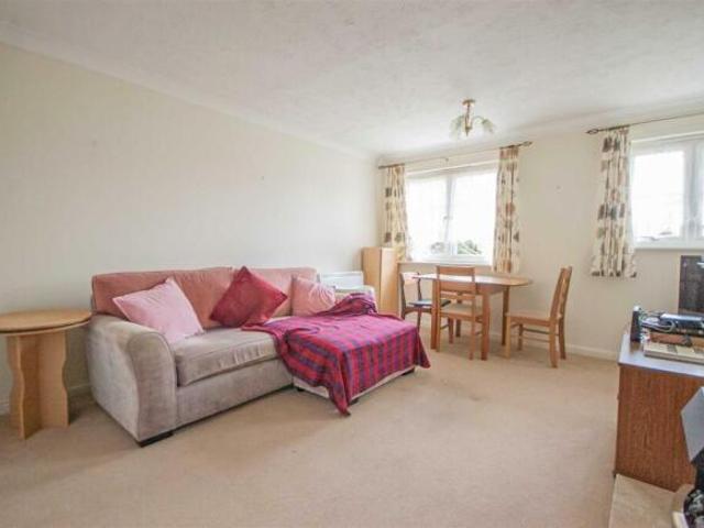 2 bedroom retirement property for sale in Cedar Avenue, City Centre, Chelmsford, CM1