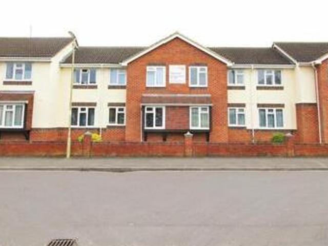 2 Bedroom Retirement Property For Sale In Clarence Road, Fleet