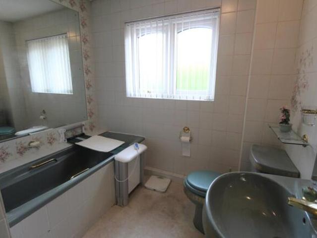 2 bedroom retirement property for sale in Dudlow Green Road, Appleton, WA4