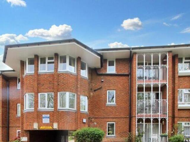 2 Bedroom Retirement Property For Sale In Enfield, Middlesex