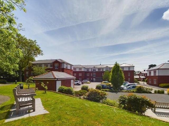 2 Bedroom Retirement Property For Sale In Filkins Lane