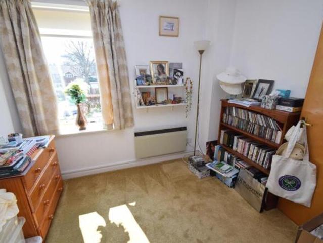 2 bedroom retirement property for sale in Granville Road, Eastbourne, BN20