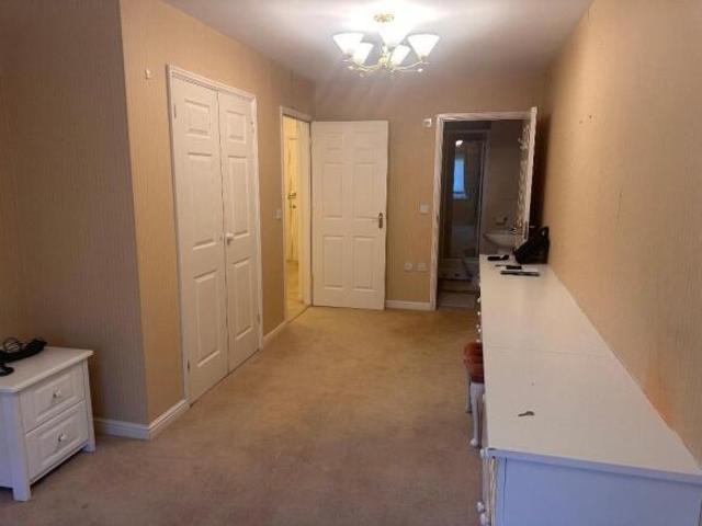 2 bedroom retirement property for sale in High Street, Orpington, Kent, BR6 0LA, BR6