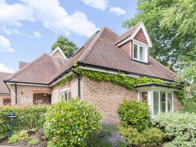2 bedroom retirement property for sale in King George s Drive Liphook Hampshire GU30