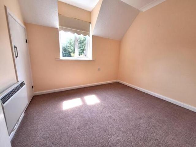 2 bedroom retirement property for sale in Lincoln Court, West End, Southampton, SO30
