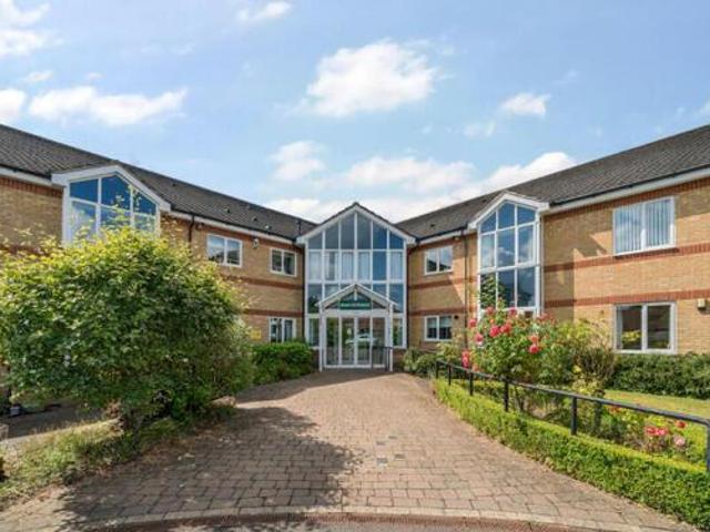 2 Bedroom Retirement Property For Sale In Luton, Bedfordshire