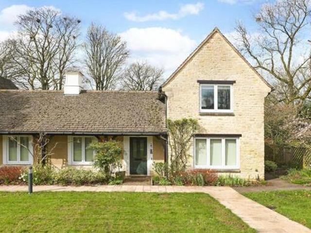 2 Bedroom Retirement Property For Sale In Minchinhampton