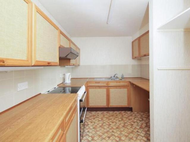2 bedroom retirement property for sale in Oakfield House, Binswood Avenue, Leamington Spa, CV32