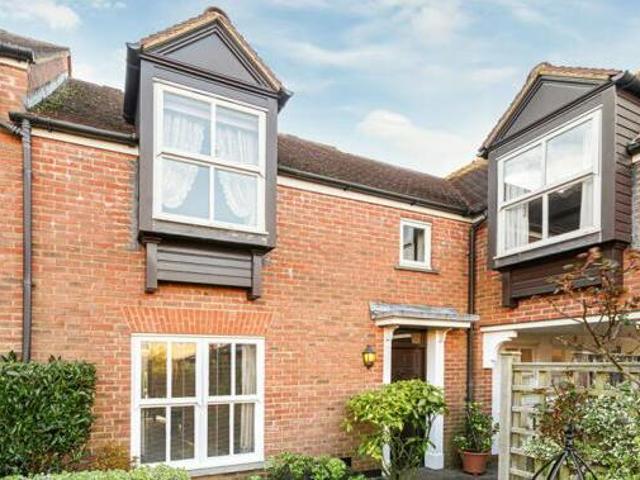 2 Bedroom Retirement Property For Sale In Odiham, Hook