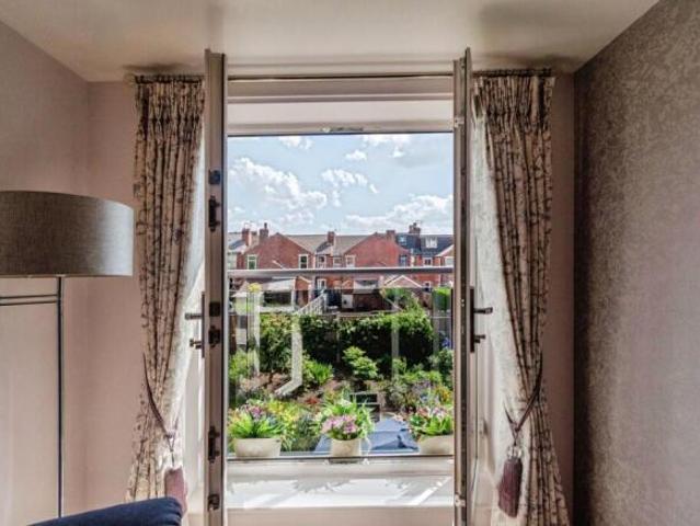 2 bedroom retirement property for sale in Penn Road, Wolverhampton, WV4