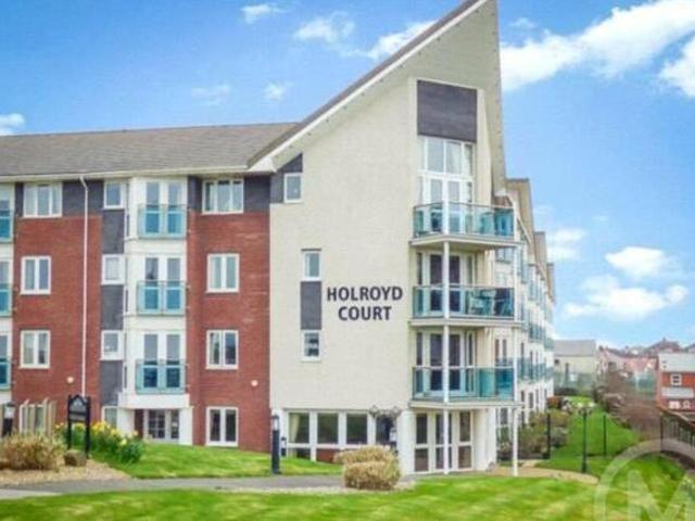 2 Bedroom Retirement Property For Sale In Queens Promenade