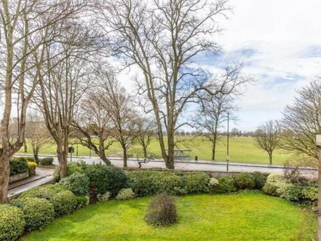2 Bedroom Retirement Property For Sale In Redland