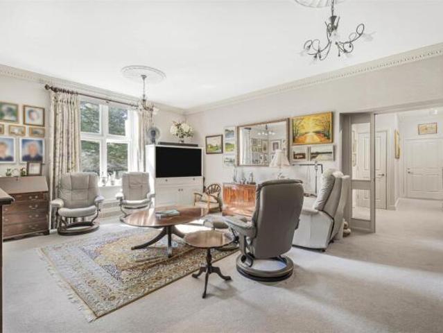 2 bedroom retirement property for sale in St. Stephens Road, Bournemouth, BH2