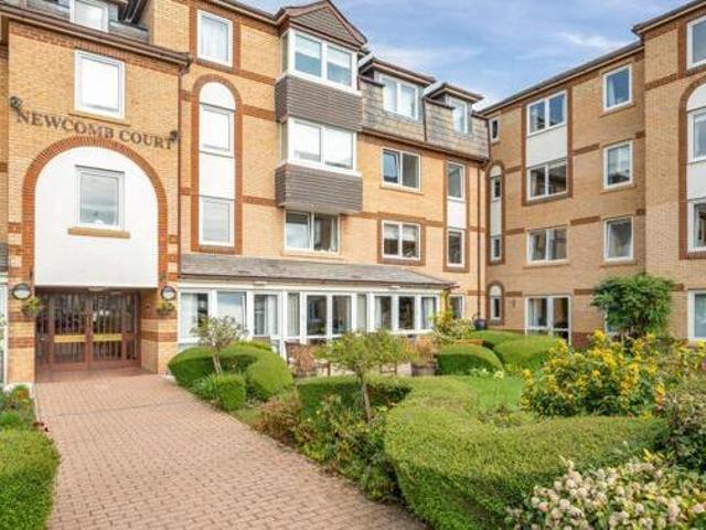 2 Bedroom Retirement Property For Sale In Stamford