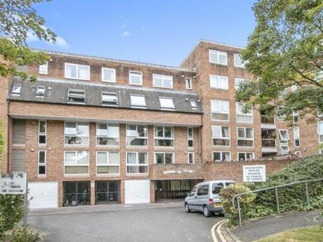 2 Bedroom Retirement Property For Rent In Bournemouth, Dorset