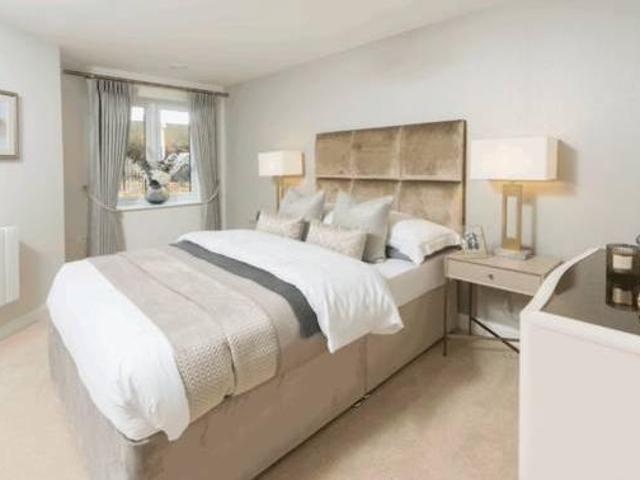 2 bedroom retirement property for rent in Cedar Avenue ST7