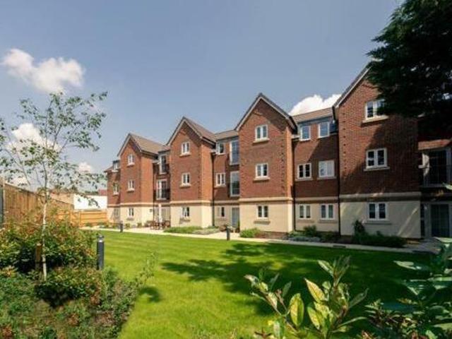 2 Bedroom Retirement Property For Rent In Knebworth, Hertfordshire