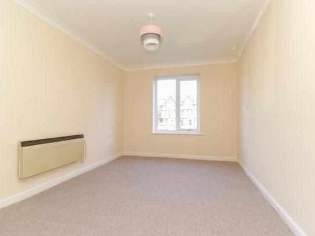 2 bedroom retirement property for rent in Lyell Road, Birchington, Kent, CT7