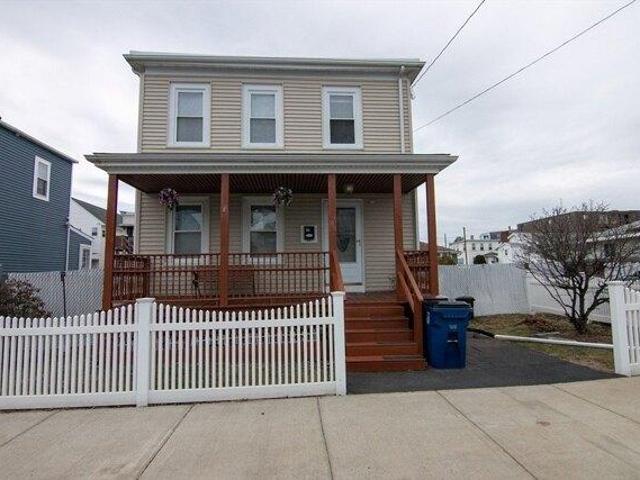 2 bedroom, Revere MA 02151 102668225