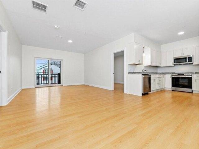 2 bedroom, Revere MA 02151 102960413