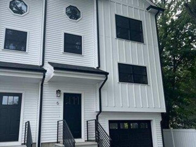 2 bedroom, Revere MA 02151 104148971
