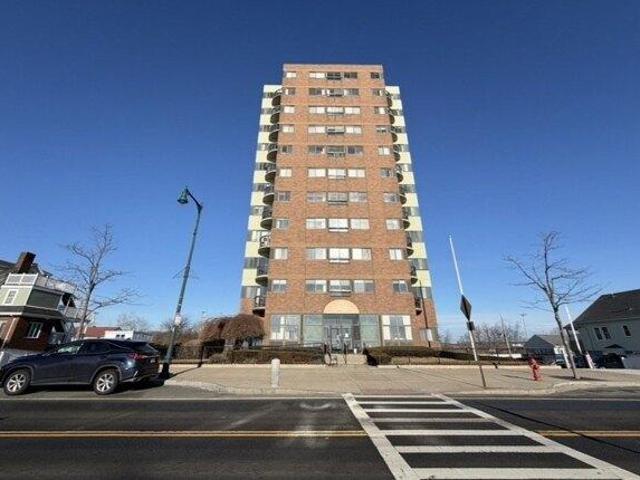 2 bedroom, Revere MA 02151 104692159