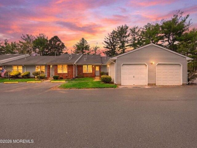 2 bedroom, Red Bank NJ 07701 102560719