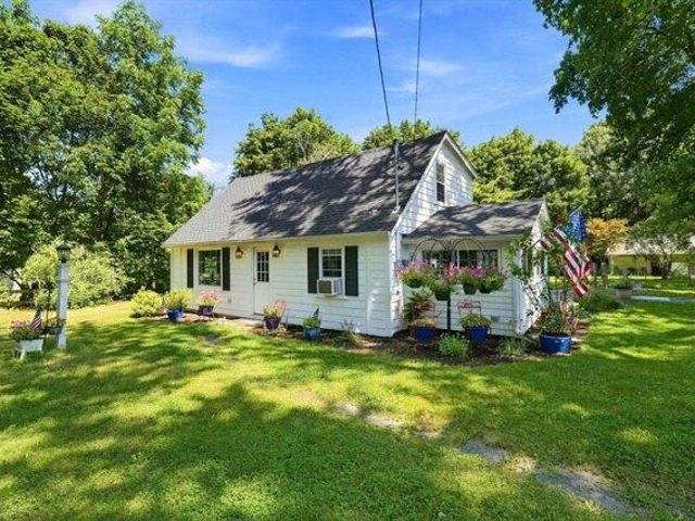 2 bedroom, Rehoboth MA 02769 105142220