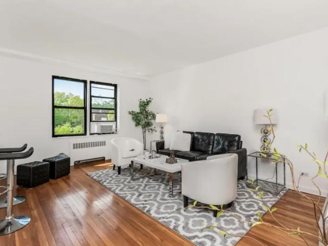 2 bedroom, Riverdale NY LS102245688
