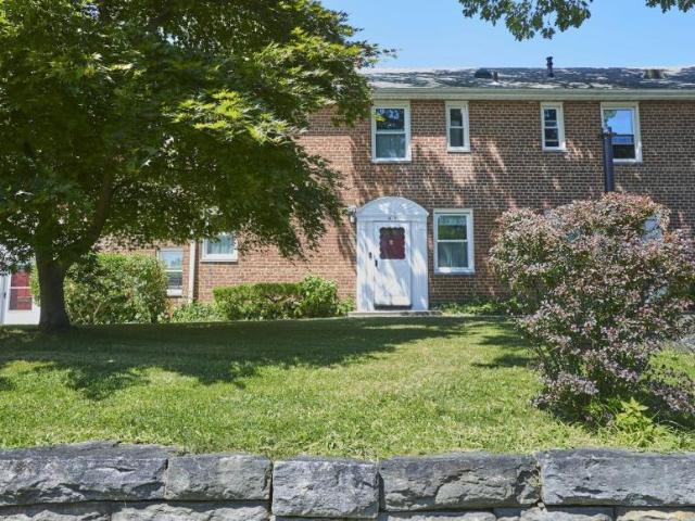 2 bedroom, Riverdale NY 95694173