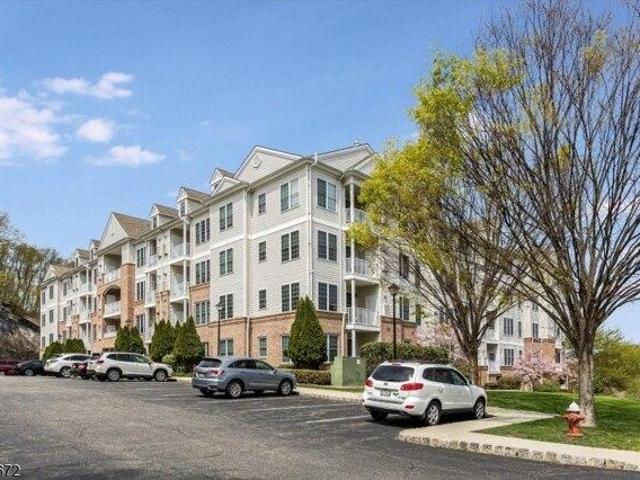 2 bedroom, Riverdale NJ 07457 102586085
