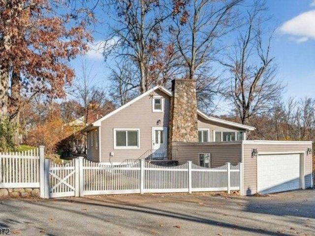 2 bedroom, Ringwood NJ 07456 105141269