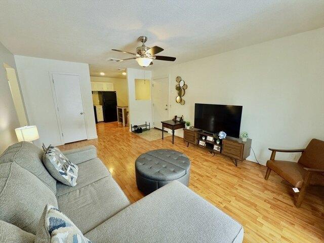 2 bedroom, Rutland MA 01543 102064413
