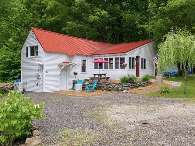 2 bedroom, Rumney NH 03266 104480237