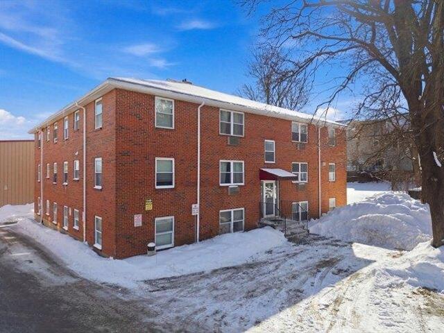 2 bedroom, Woburn MA 01801 LS102585402