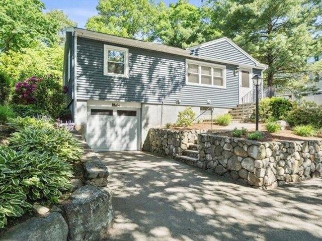 2 bedroom, Woburn MA 01801 104717106