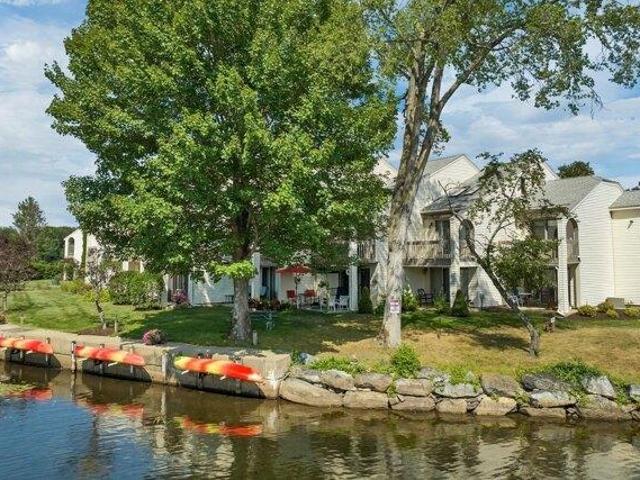 2 bedroom, Wolfeboro NH 03894 LS102480015