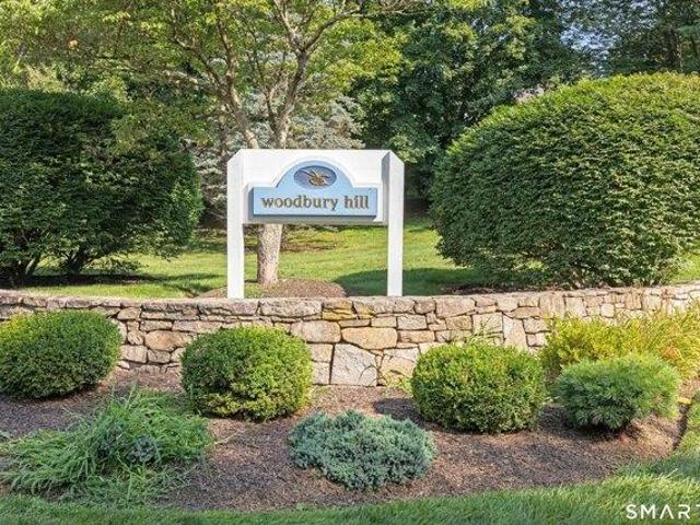 2 bedroom, Woodbury CT 06798 105123267