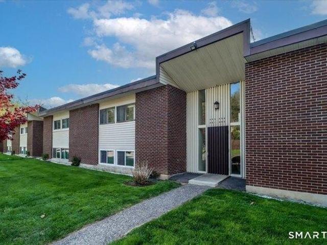 2 bedroom, Woodbury CT 06798 102595236