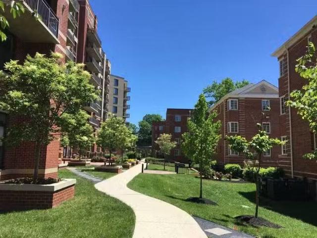 2 Bedroom Woodbury Park at Courthouse