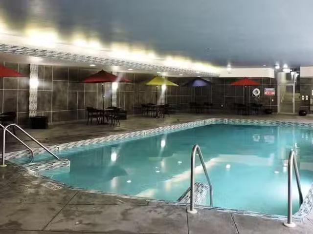 2 Bedroom Woodsview Apartments