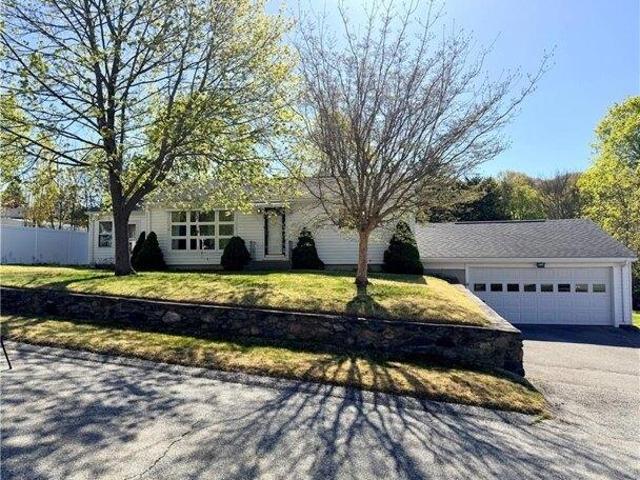 2 bedroom, Woonsocket RI 02895 102372023