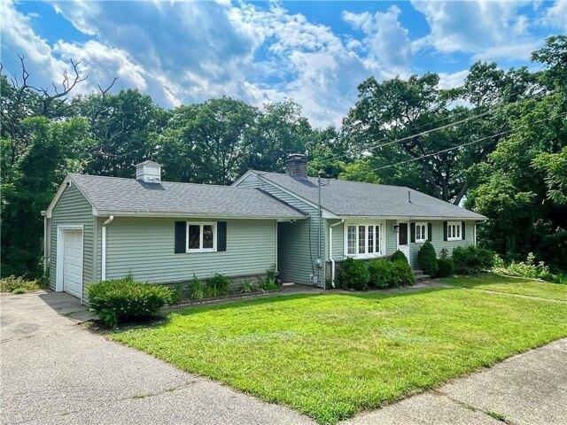 2 bedroom, Woonsocket RI 02895 104853360