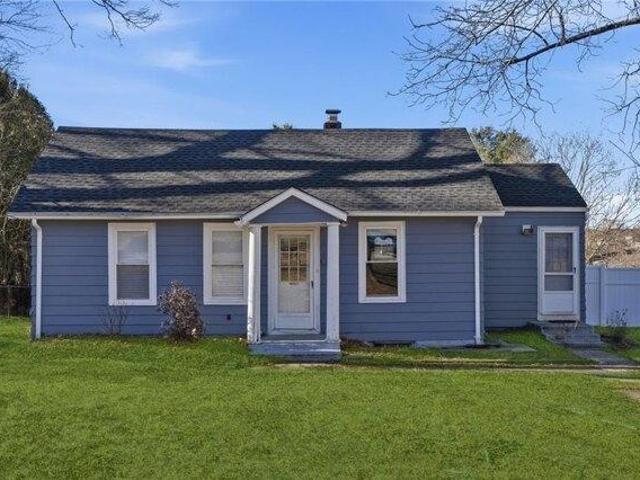 2 bedroom, Woonsocket RI 02895 LS103070689