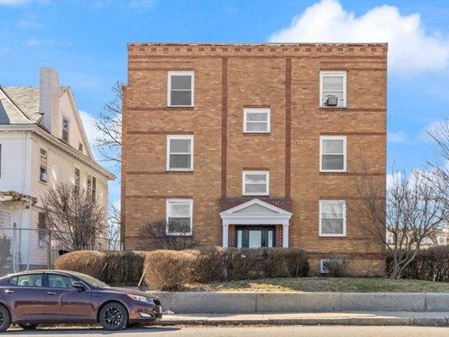 2 bedroom, Worcester MA 01609 102860257