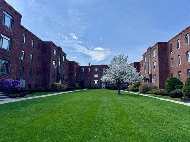 2 bedroom, Worcester MA 01609 102961967