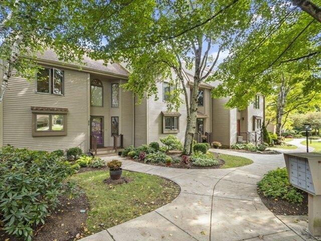 2 bedroom, Worcester MA 01609 103442767