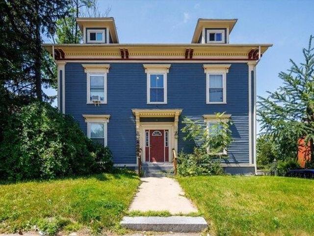 2 bedroom, Worcester MA 01609 105041172